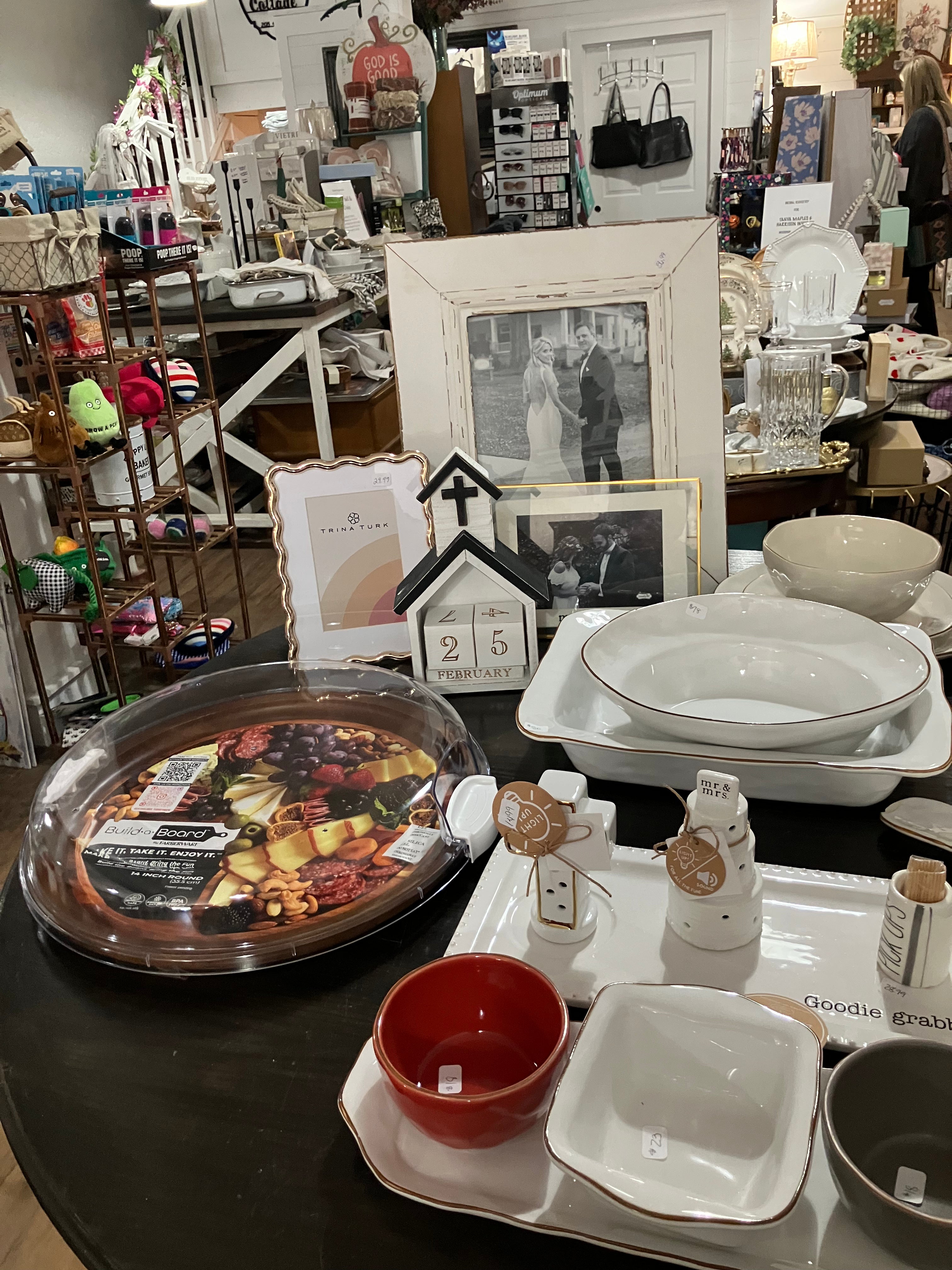 Frames & Decor -Tucker/Sapp – The Charming Cottage